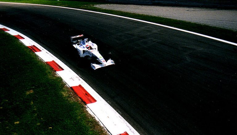 Most Famous Corners in Formula 1 – sakon-yamamoto.com